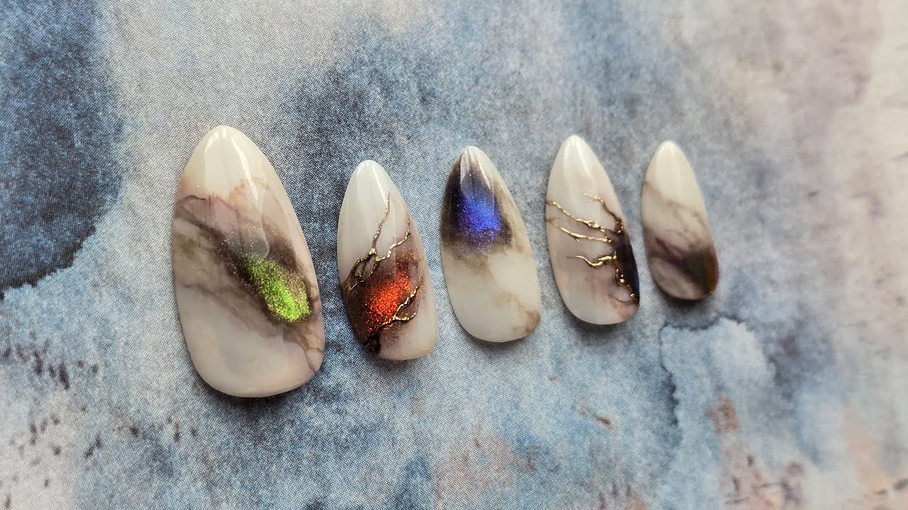 Geode Nails Are The Most Glamorous DIY Manicure Yet - YouTube