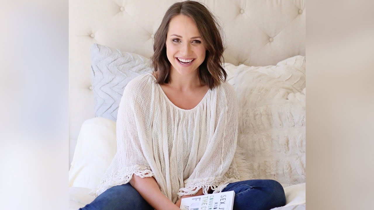 Mo Isom Aiken on her book, “Fully Known” - YouTube