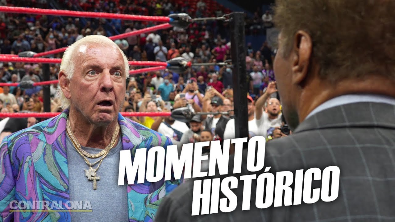MOMENTO HISTÓRICO: Carlitos Colón y Ric Flair CHOCAN en WWC Aniversario ...