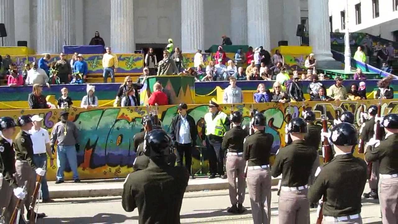 FDT 2019 - Krewe of Iris 2016 parade - YouTube