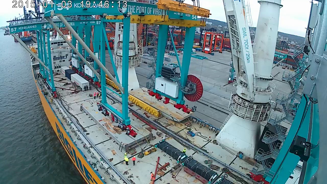 BigLift Shipping's Happy Buccaneer loading a 27.7 x 16.7 x 24.9 metres ...