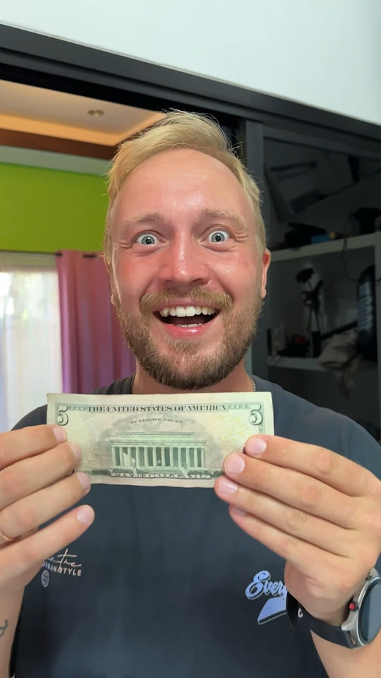 CHILD HELPED DADDY - YouTube