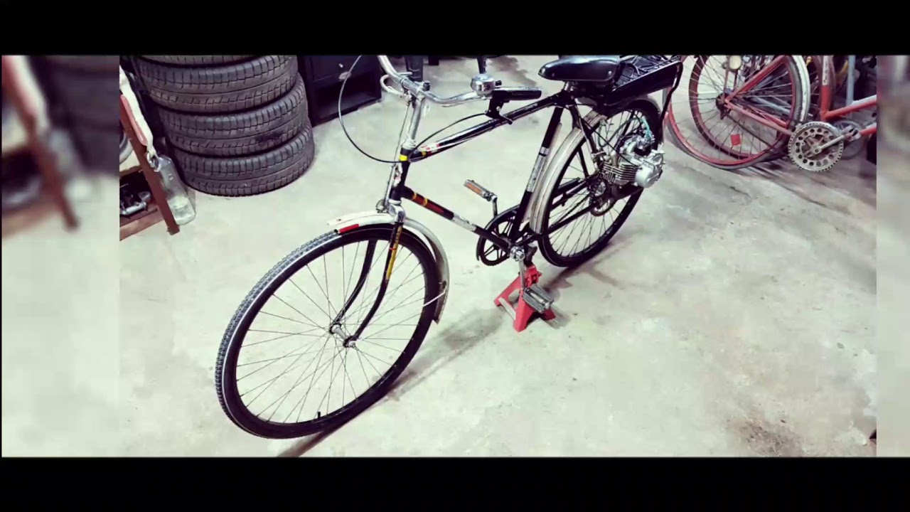 Romanian bike Pegas with romanian engine bike Metrom M35 - YouTube