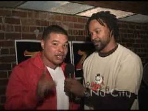 Comedians Red Grant and Donnell Rawlings "Ashy Larry" on NuCity .wmv ...