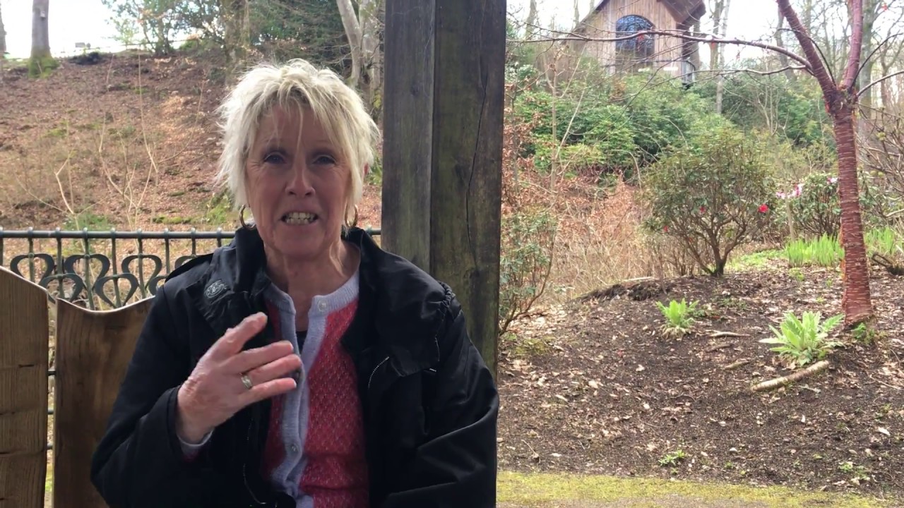 Carol Klein on Explorers Garden - YouTube