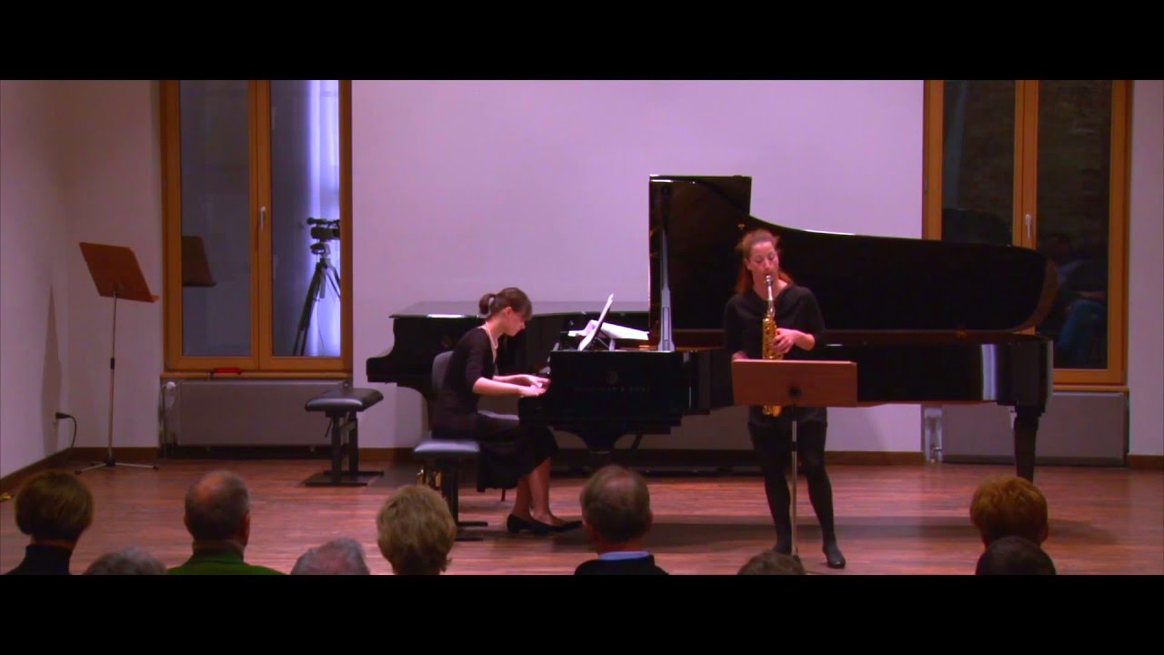 Hannah Stoll CD-Release Konzert - YouTube