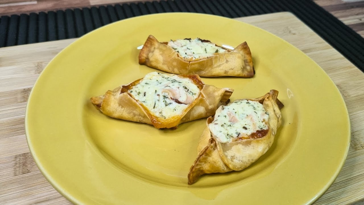 Petisco com massa de pastel. Não frite! Assim fica uma delicia! Veja ...