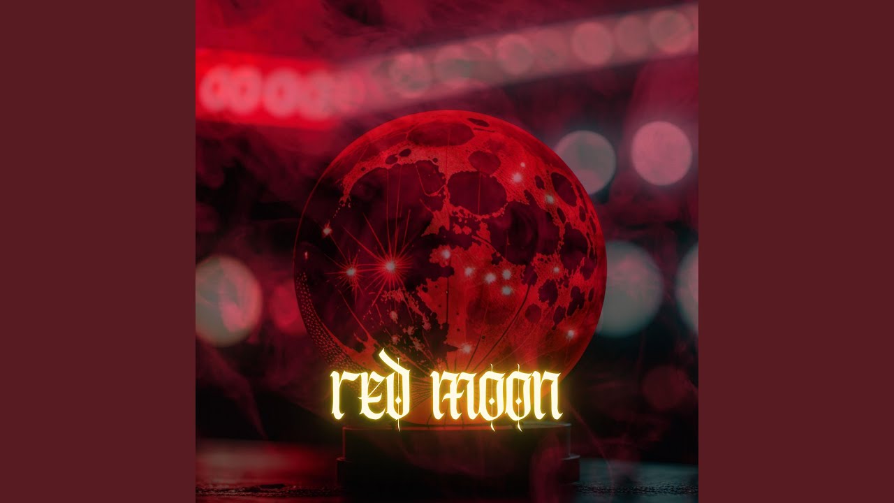 red moon - YouTube