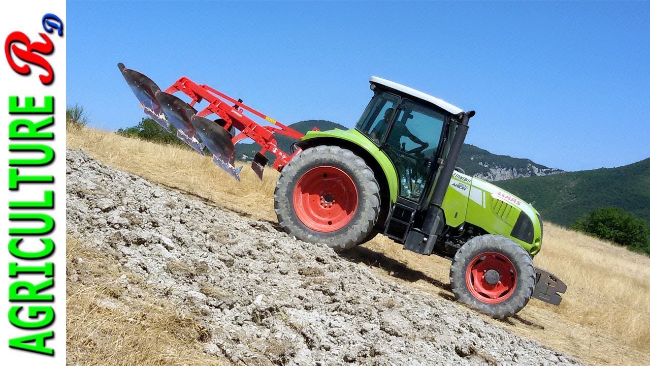 Claas 610 C Arion - Plowing 2017 - Azienda Agricola Picchio - YouTube