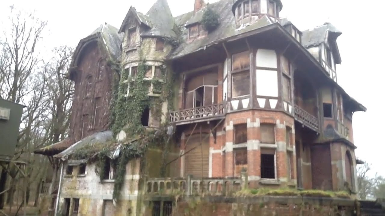 VERLATEN VILLA GESPOT DOOR BEWAKING CAMERA *GEPAKT* - YouTube