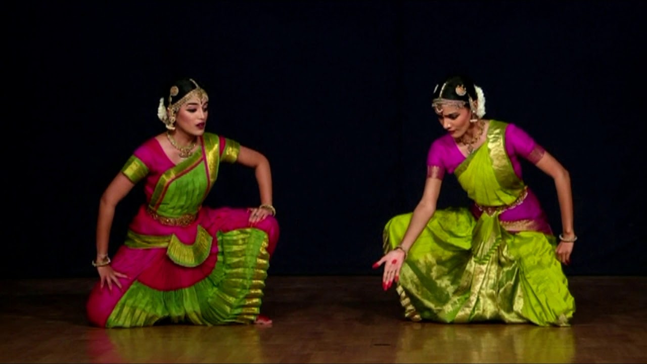 Ganam Isaithu Nindrayo | Akshaya Balan & Gayathri Sivadas - YouTube