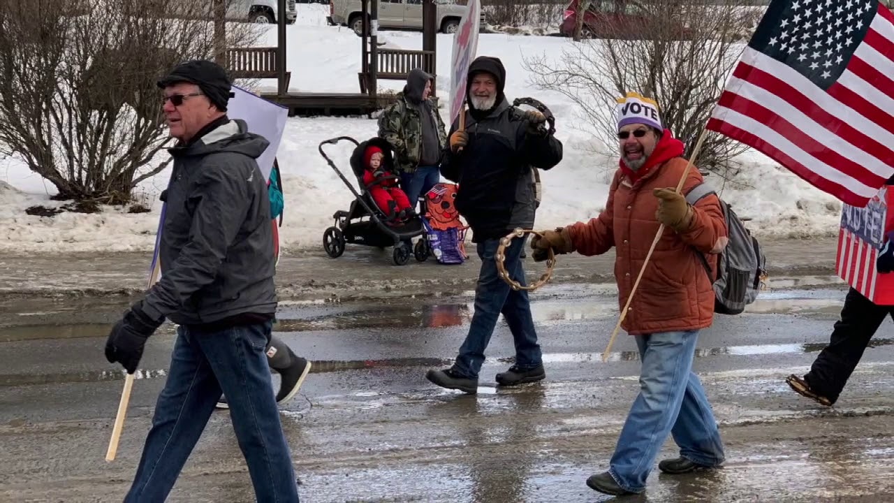 Homer Winter Carnival Parade 2020 Slideshow - YouTube