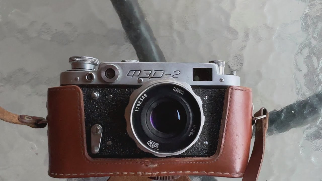 The old FED -2 camera was produced from 1955 to 1970. - YouTube