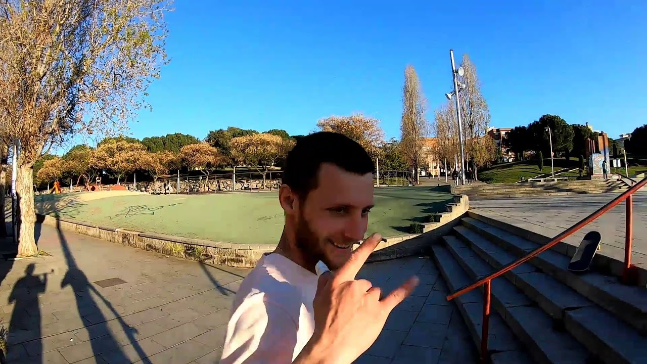 Sandro Müller Skate Part - "Kamot, des passt!" - YouTube