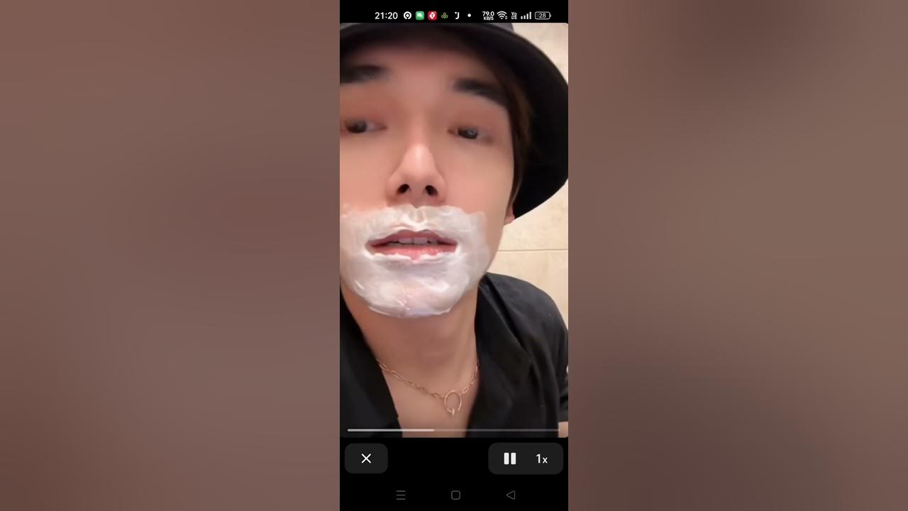 Wu Zhigang - without makeup, 还是那么帅🥰😍 - YouTube