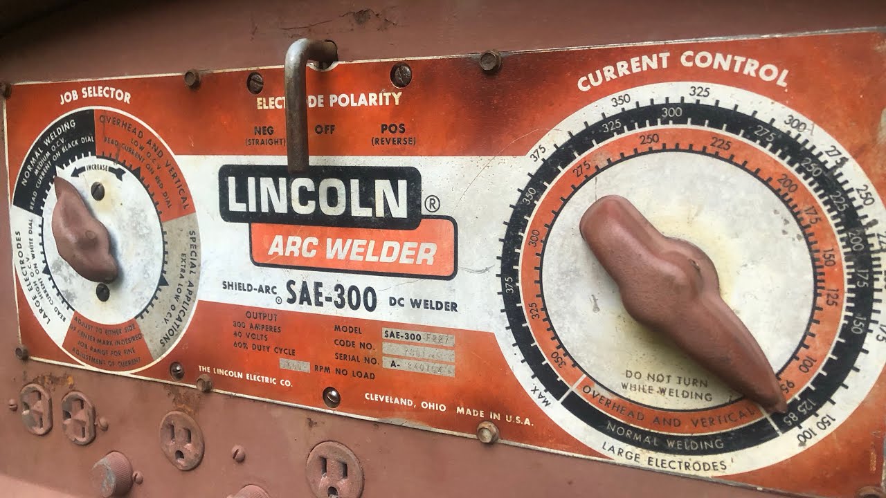 1977 Lincoln SAE-300 welder cold start. - YouTube