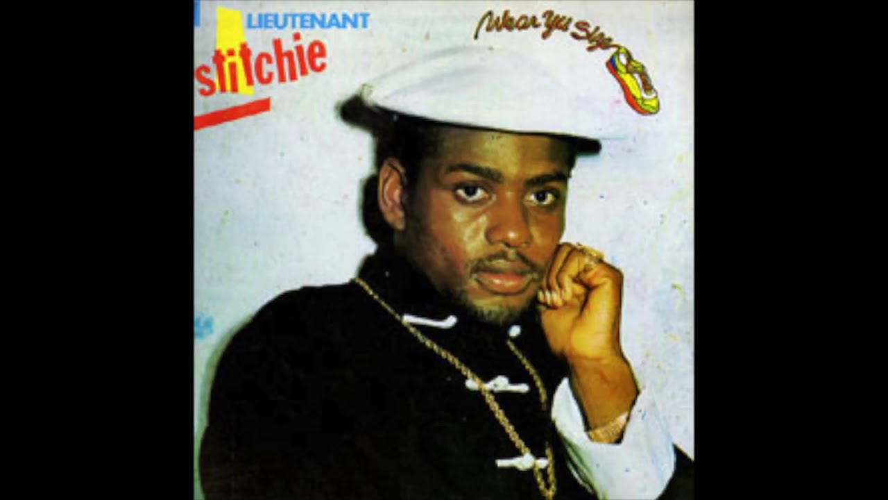 Lt. Stitchie - Dress to Impress - YouTube