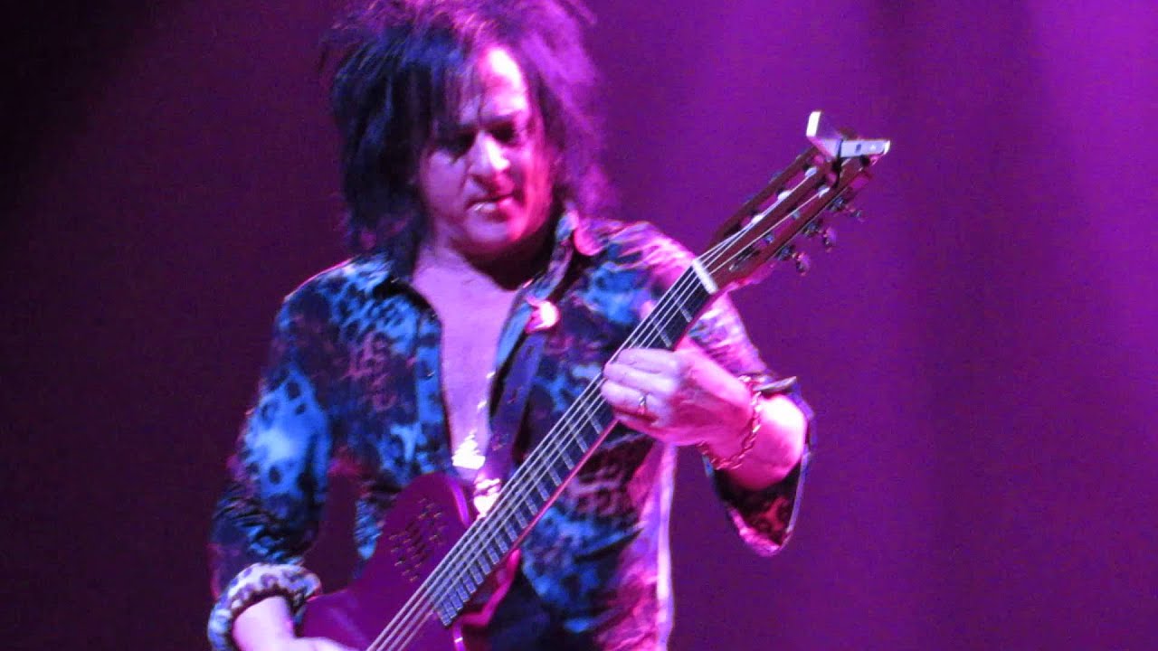 Steve Stevens Guitar Solo - Billy Idol Show - San Antonio, TX - 10/05 ...