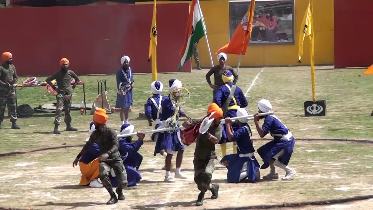 INDIAN ARMY BEG GATKA TEAM IN BHUTAN PFMS - YouTube