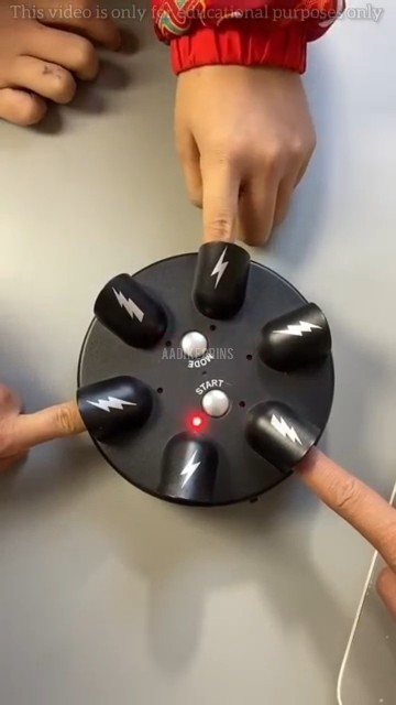 How Lie Detector machine works? - YouTube