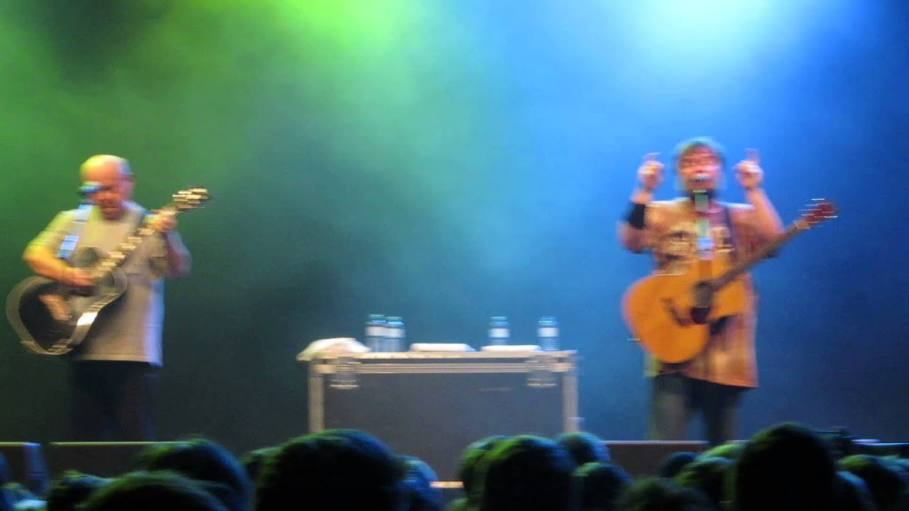Tenacious D - Wonderboy (live @ Vienna 2015) - YouTube
