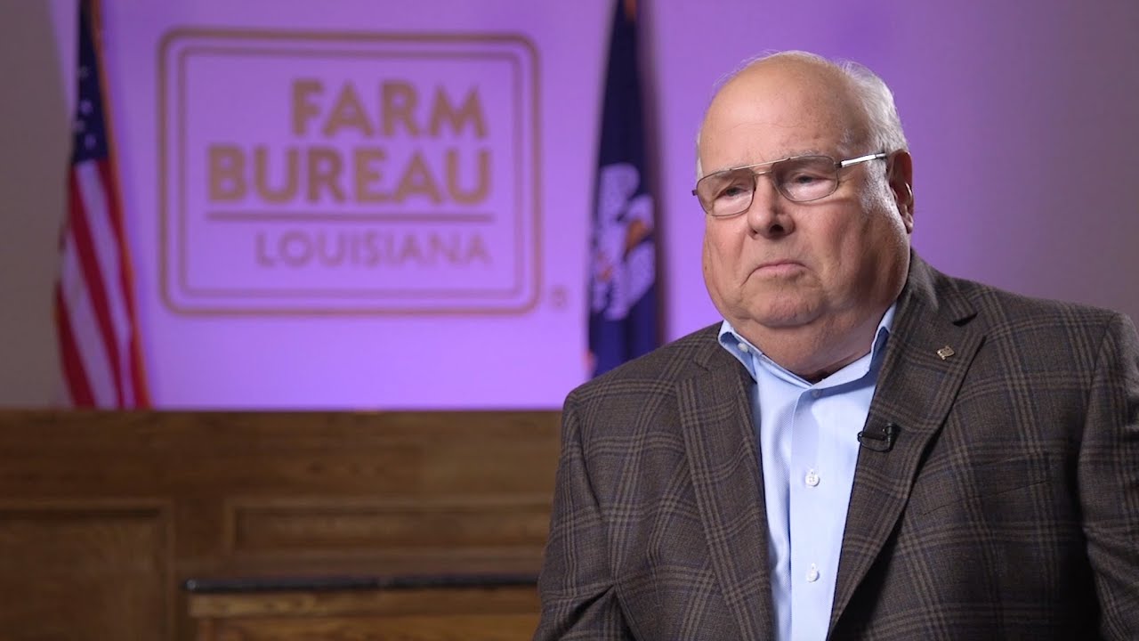 Ronnie Anderson Receives Top Farm Bureau Honor - YouTube