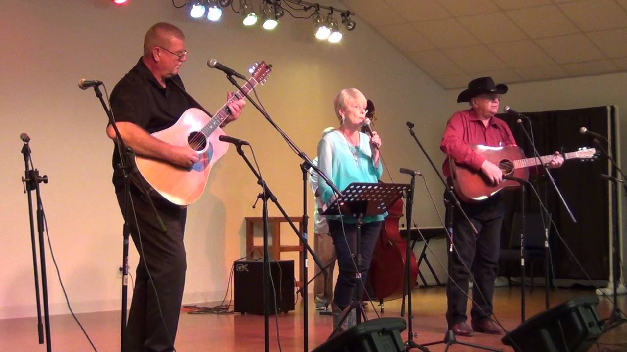 Myra Bennett singing Your Cheating Heart at the Music Hall - YouTube