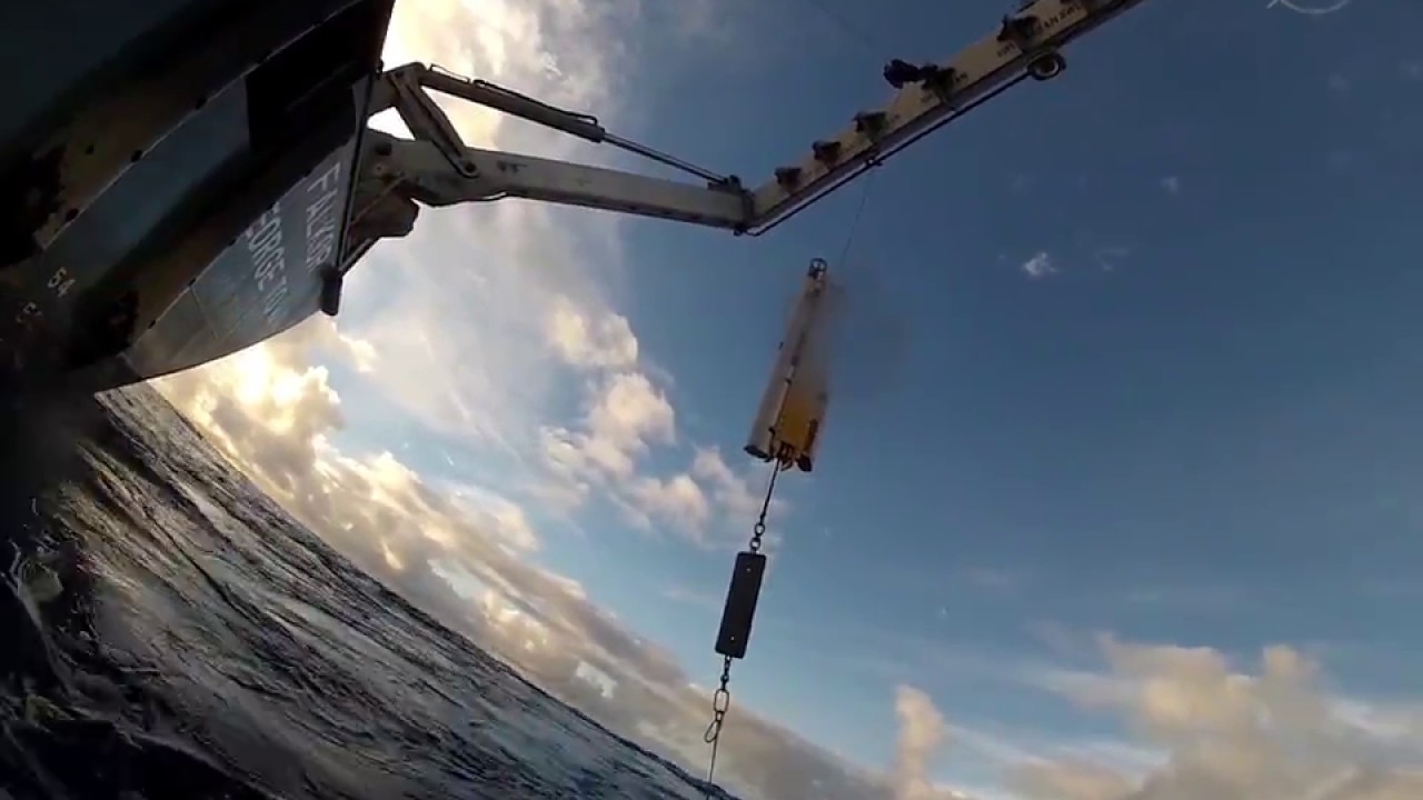 Earth Expeditions: A Wirewalker of the Deep - YouTube