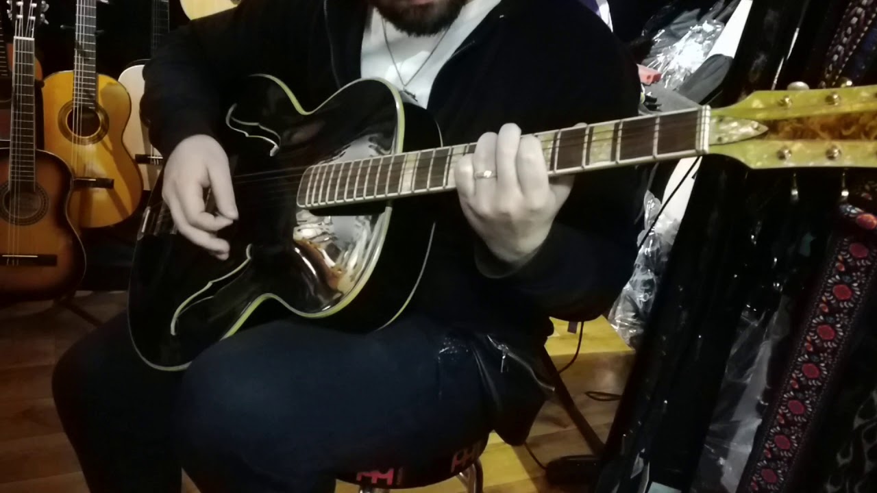 Black HOFNER 4550 - YouTube
