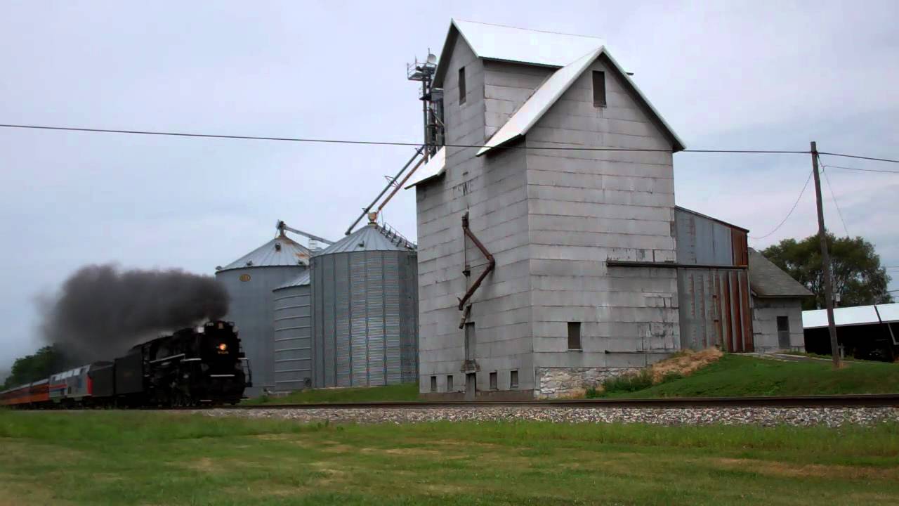 A teaser from Train Festival 2011 - YouTube