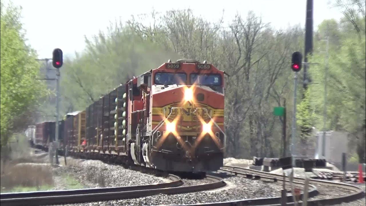 BNSF Barstow Sub three manifest ex BNSF GECX unit April 17, 2021 - YouTube