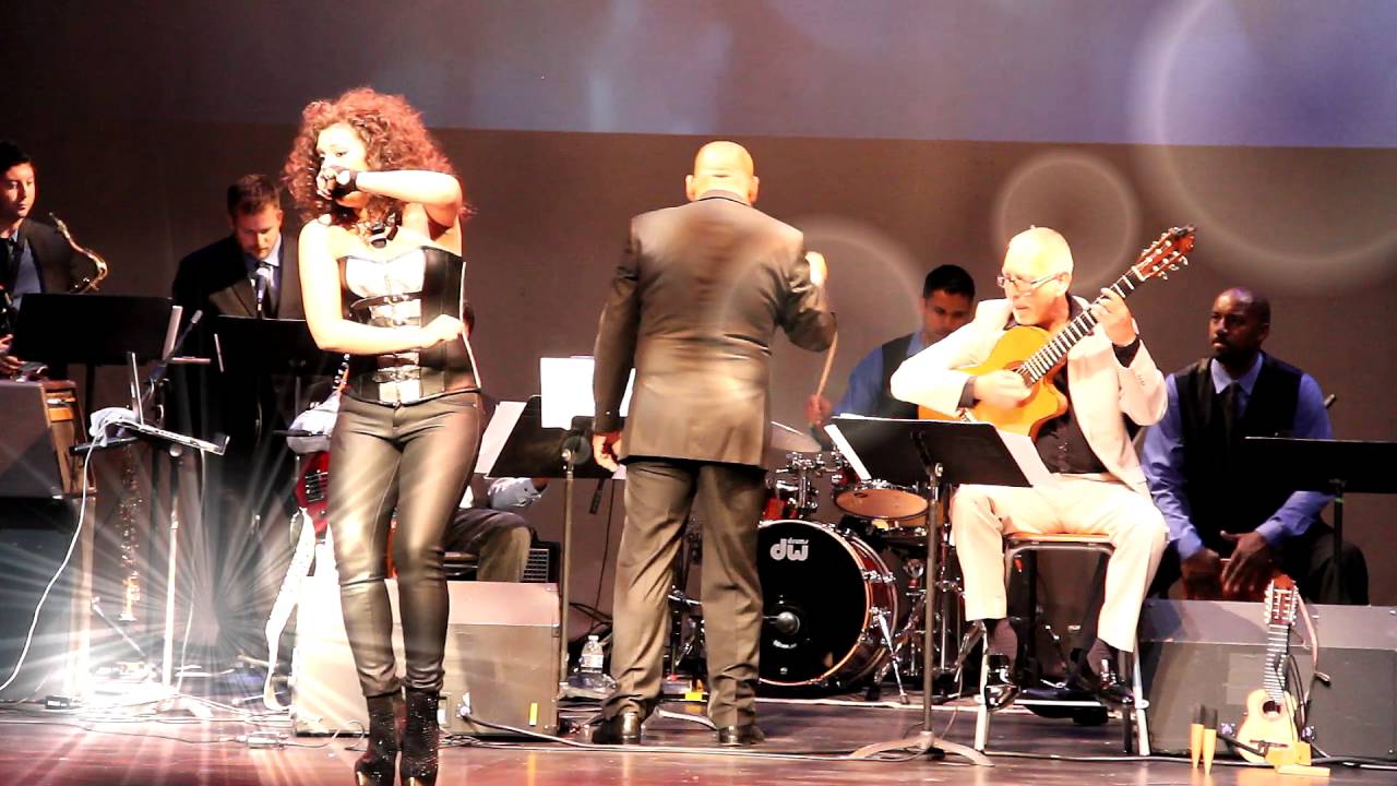 FATIMA POGGI "LE DIJE A PAPA" - YouTube