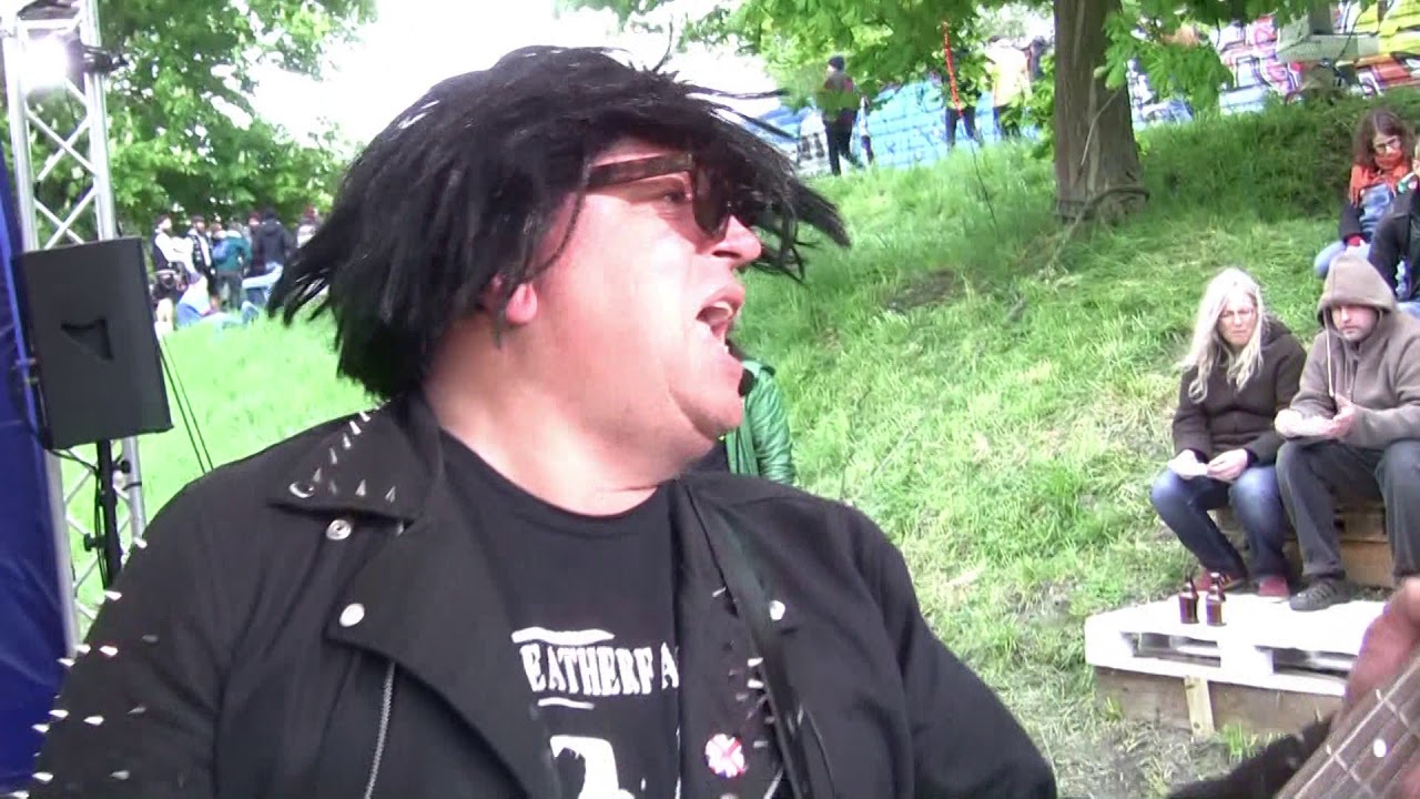 K.u.K. Clowns - Live Walli Maifest 2019 - Luise - YouTube