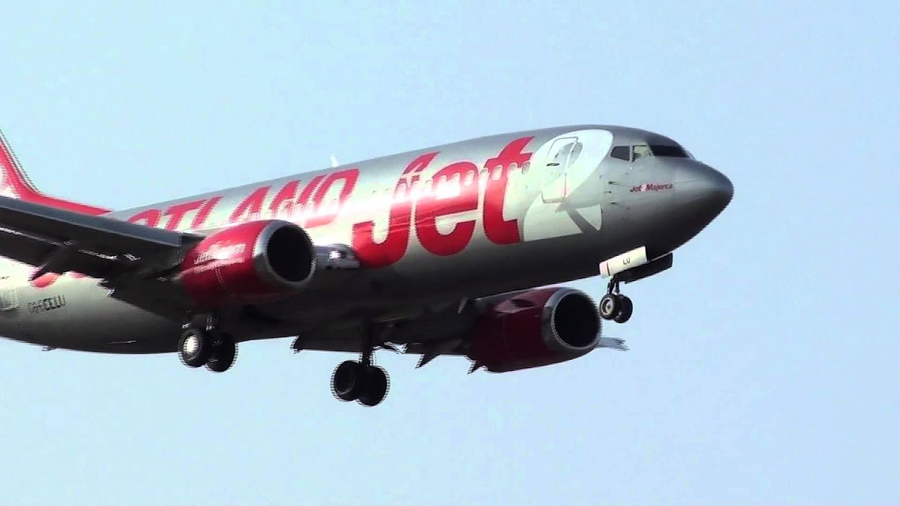 Jet2 Boeing 737-300 G-CELU Landing Malaga AGP 'Special livery Scotland ...