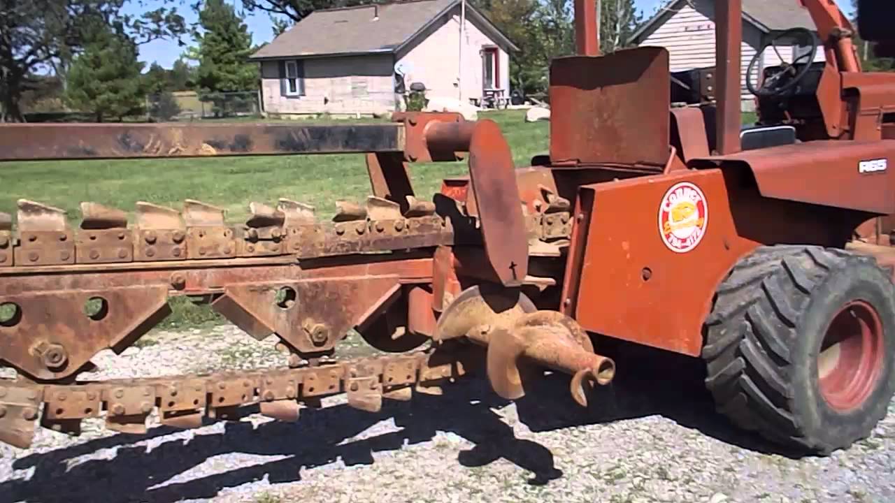 DITCH WITCH R65 TRENCHER BACKHOE - YouTube