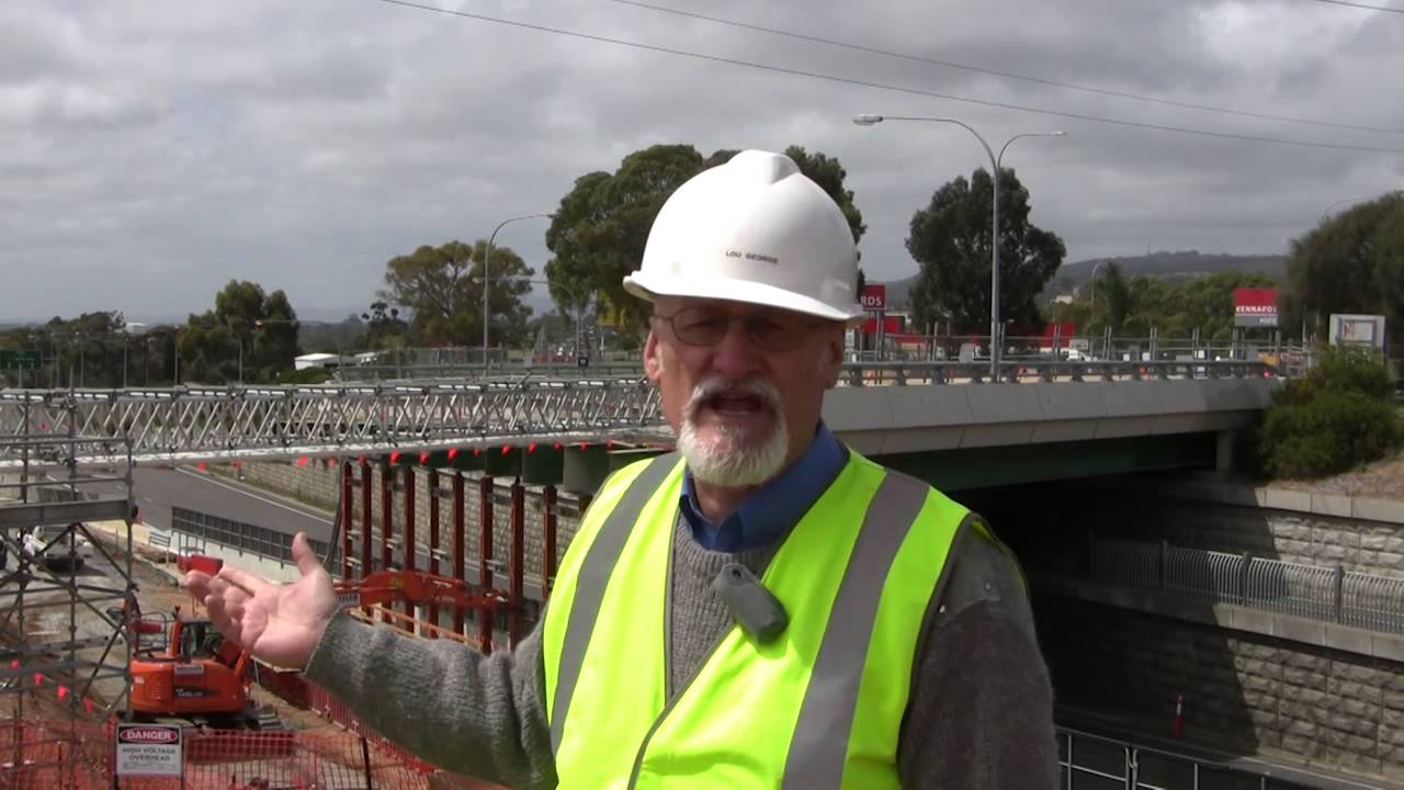 Behind the barriers of the Southern Expressway bridge extensions - YouTube