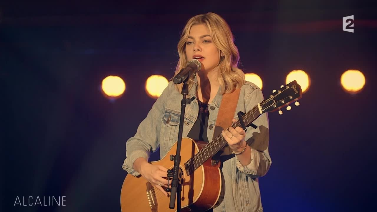 Alcaline, le Mag : Louane - Style/Blank Space de Taylor Swift en live ...