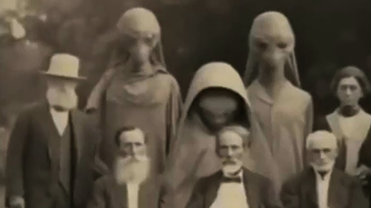 MYSTERIOUS Photos That Science Can't Explain!! - YouTube