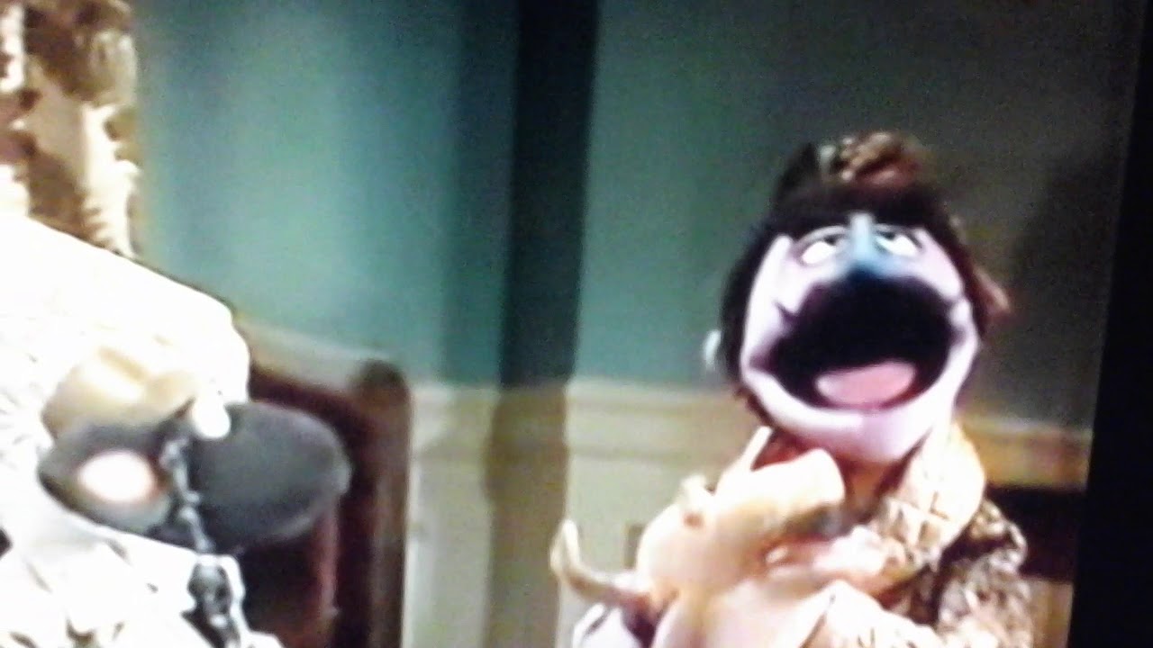 Classic Sesame Street: Colambo - The Missing Pig - YouTube