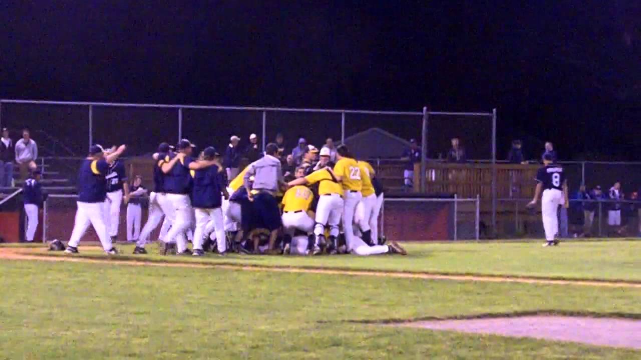Pittsford Sutherland Knights 2011 Section V Champions - YouTube