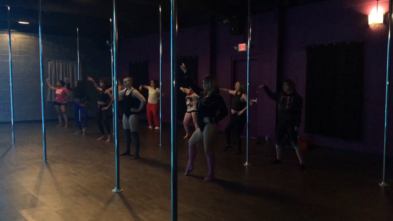 Burlesque Striptease 12/19/2016 - YouTube