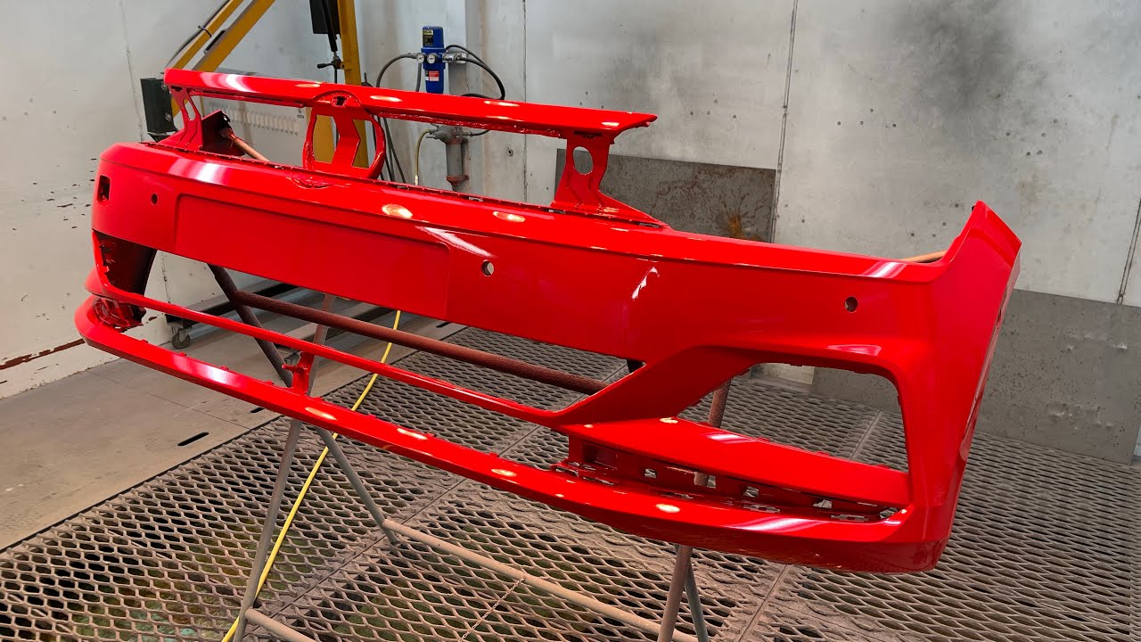 フォルクスワーゲン ポロ フロントバンパー塗装 / LP3G - YouTube