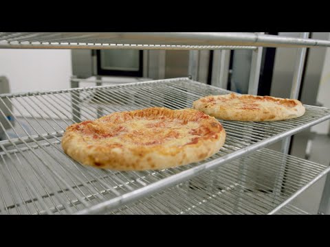 Neapolitan Style Pizza | Royal Kaak