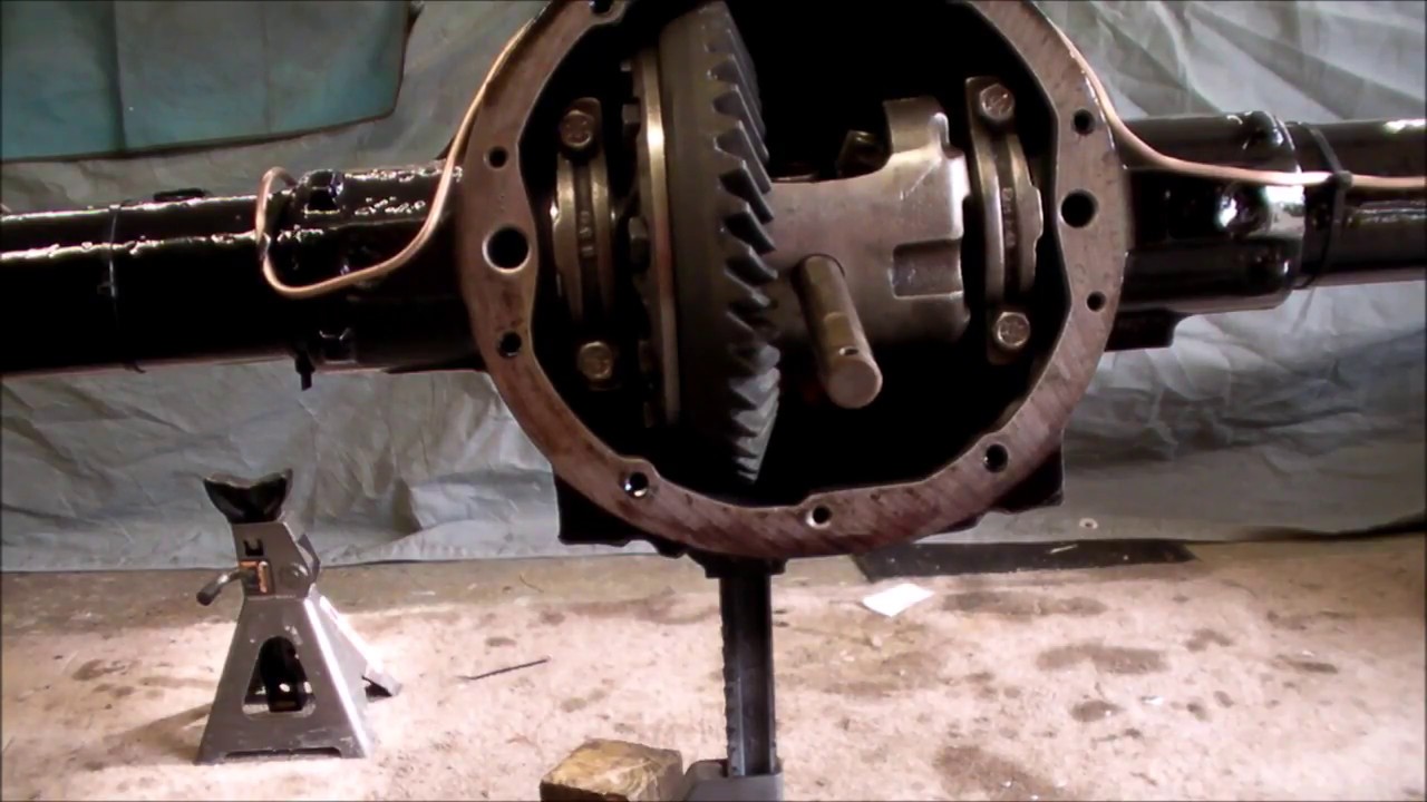71 camaro ss installing rear axle seals bearings and shafts - YouTube