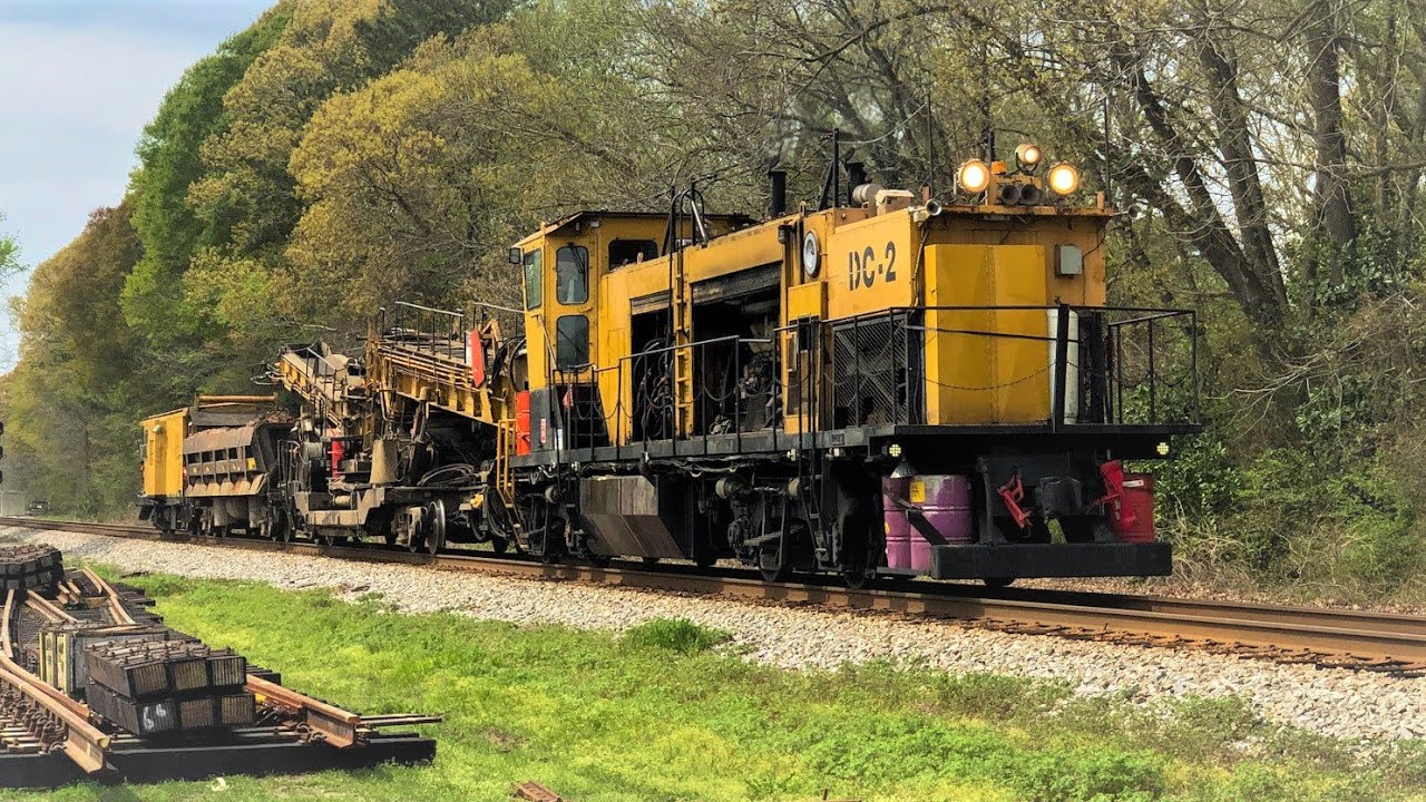 LORAM DC-2 Ditcher - YouTube