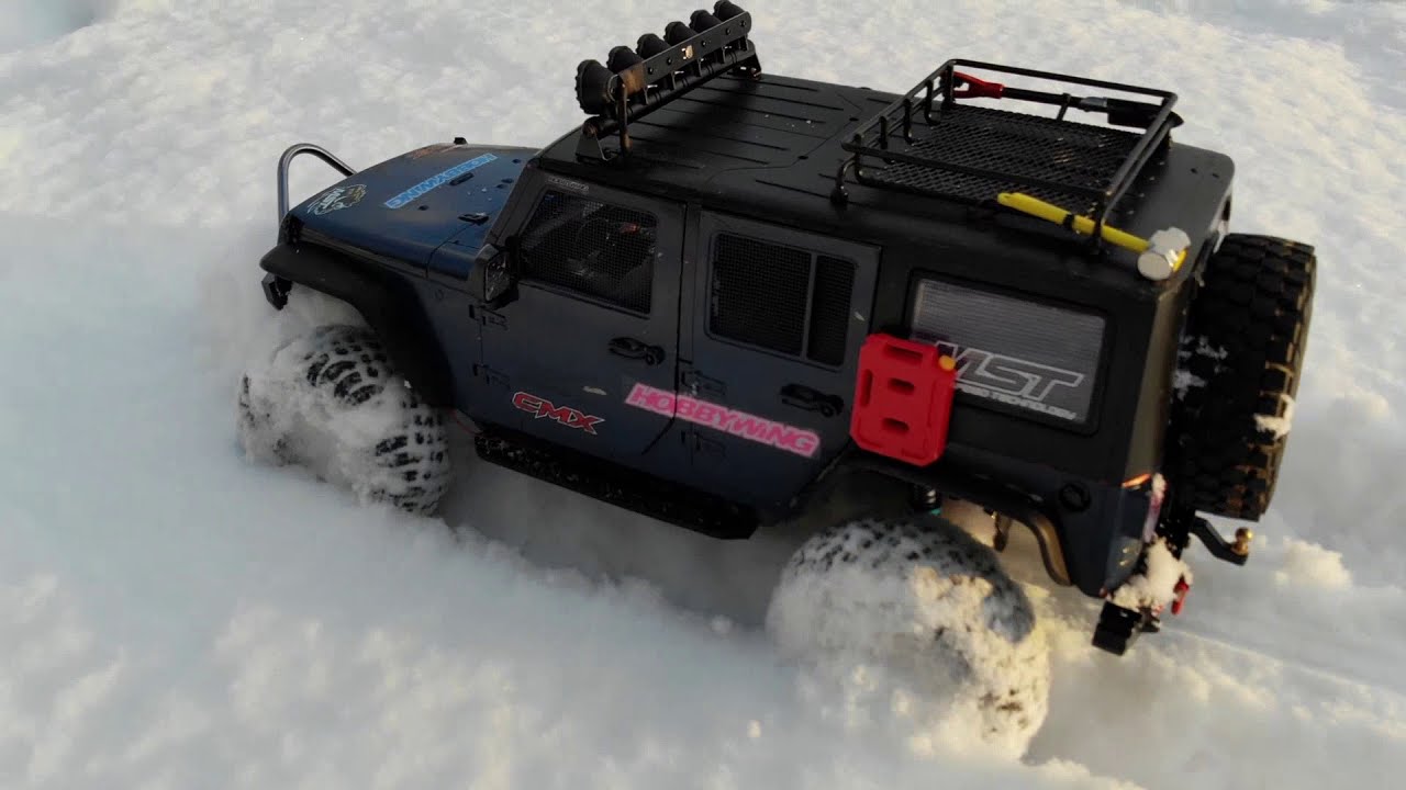 RC car : snow run 눈길 주행하는 힘좋은 RC카 - YouTube