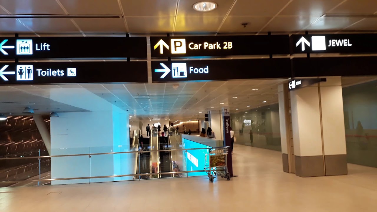 Lift Terminal 2 Changi to Jewel via Link Bridge - YouTube