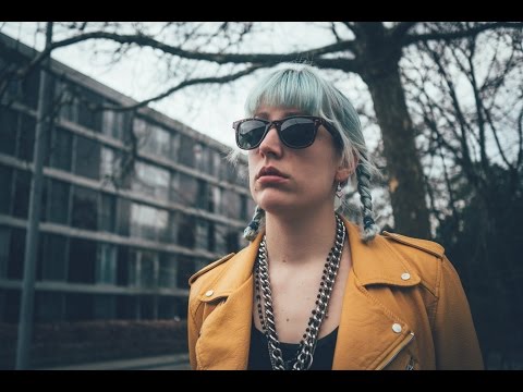Evelinn Trouble «Touching Air» - Live bei SRF Virus