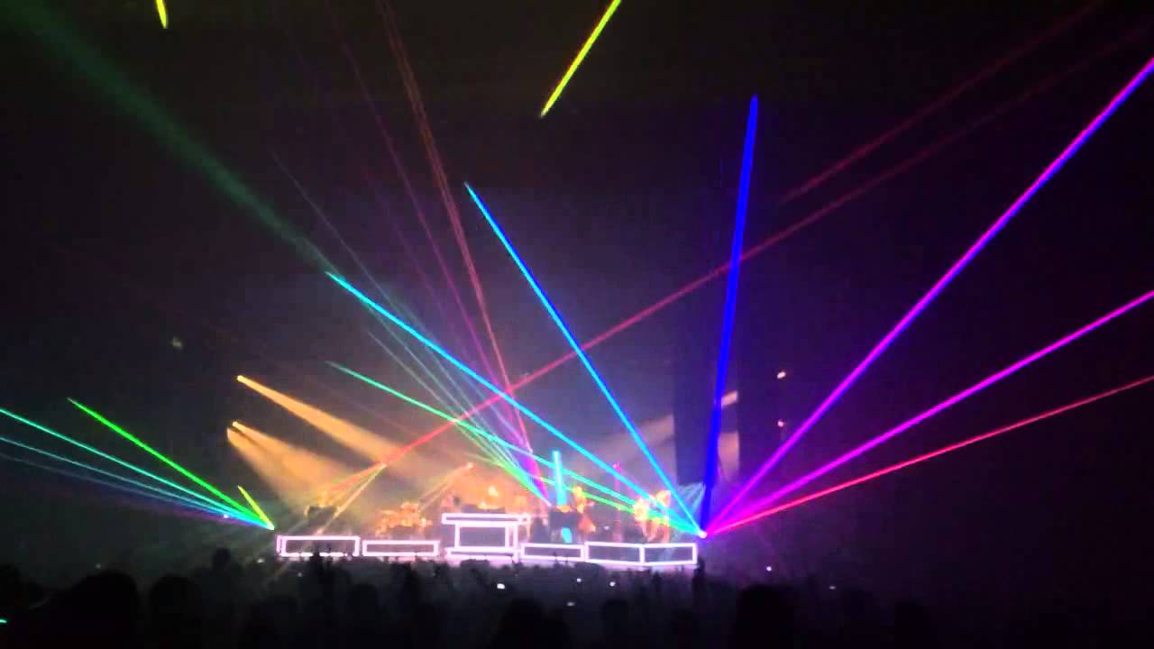 Pretty Lights @ Susquehanna Bank Center - Finally Moving - YouTube