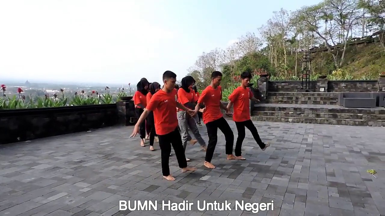 Tari Rentak Bulian Oleh Peserta SMN Siswa Mengenal Nusantara Riau di ...